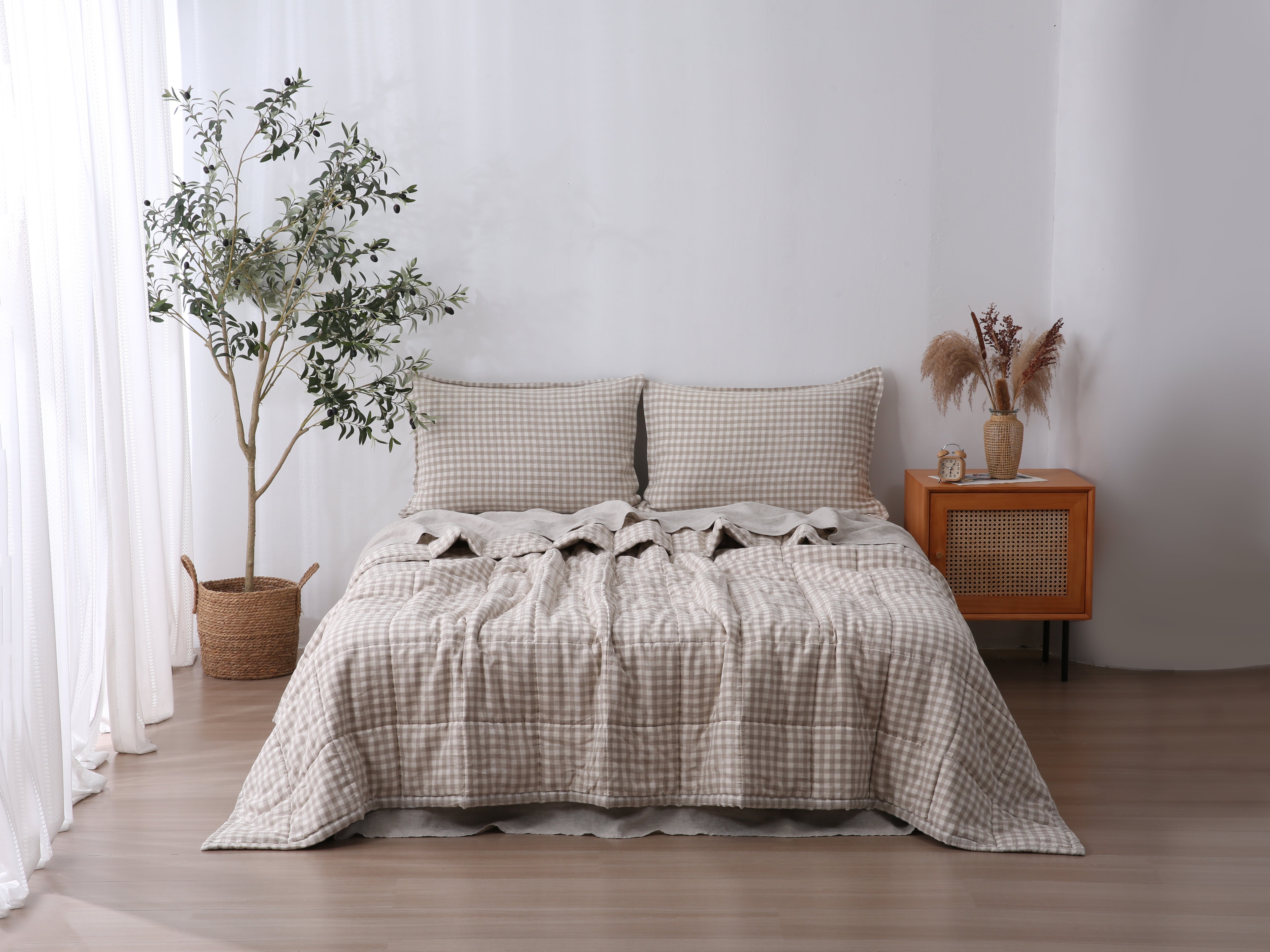 Quilted French Linen Blanket - GINGHAM – Selah + Stone